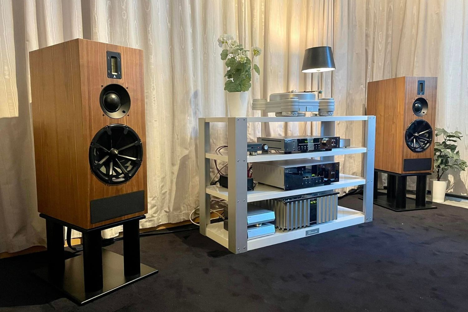 K200 van Kerr Acoustic: een unieke samensmelting van drivers ...